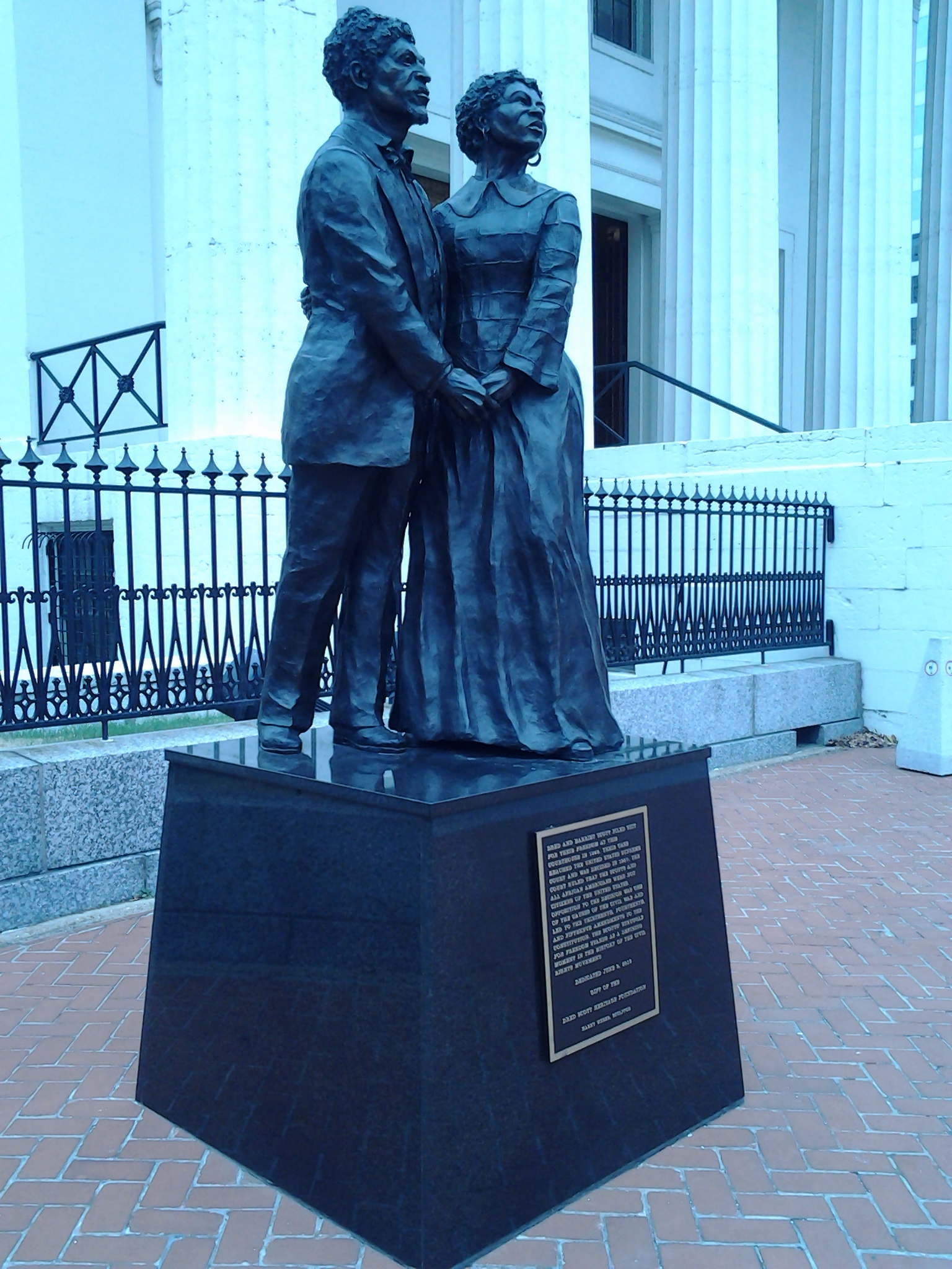 Dred Scott statue | AntiquityNOW